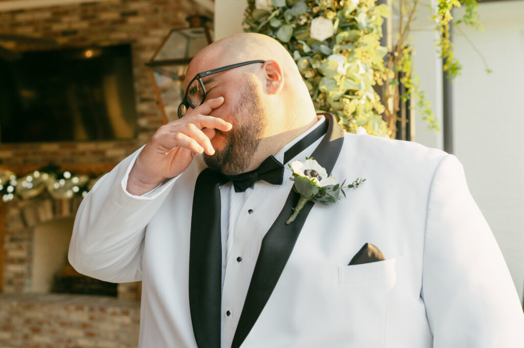 First Look vs No First Look (with sample timelines!)