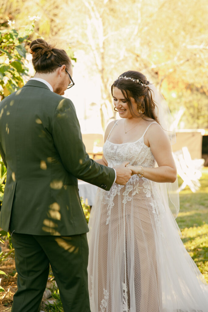 First Look vs No First Look (with sample timelines!)