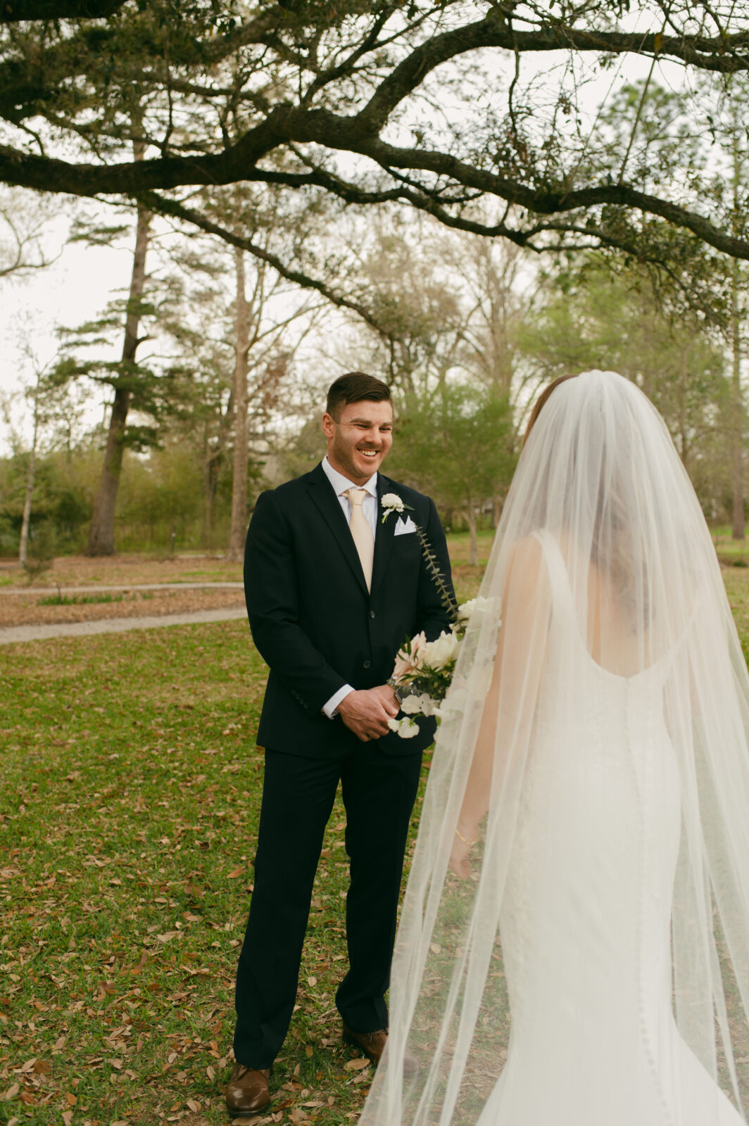 First Look vs No First Look (with sample timelines!)