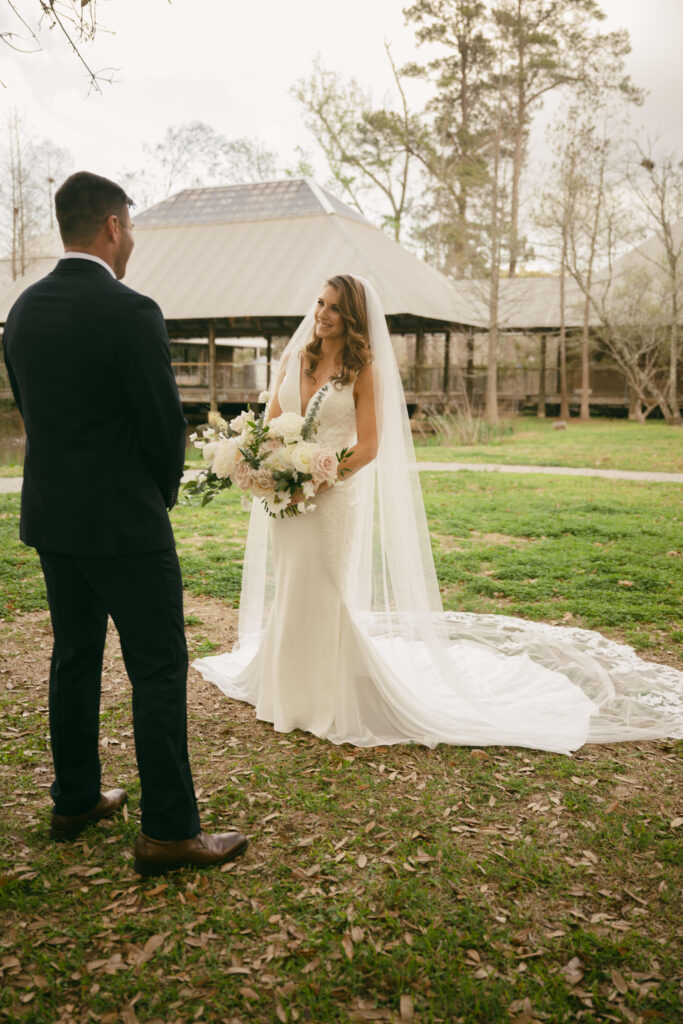 First Look vs No First Look (with sample timelines!)